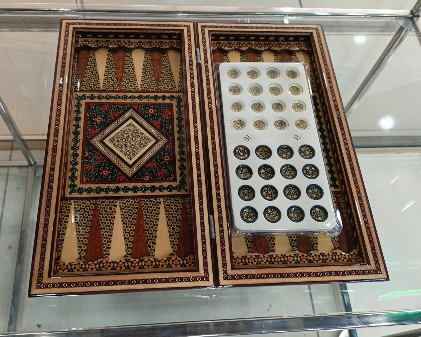 Irani Game chess set – Gifto Graphics